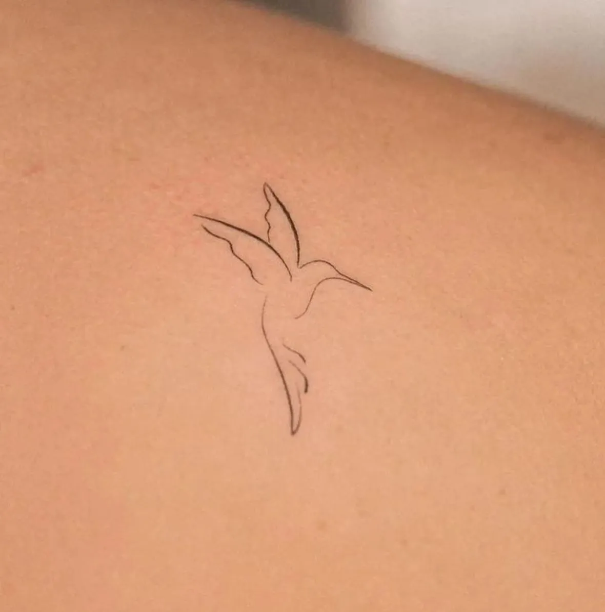 Fine Line Tattoos vs. Traditional Tattoos: What’s the Difference ...
